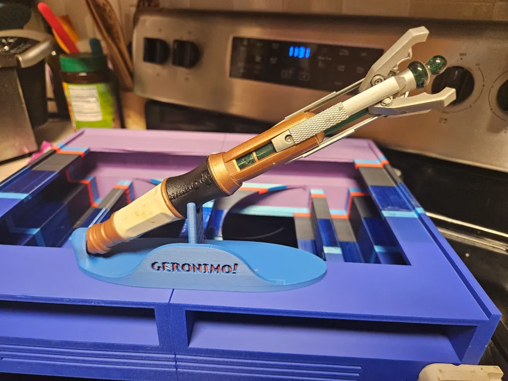 Sonic Screwdriver Display - 11th Doctor by Jammin Jakes Creations ...