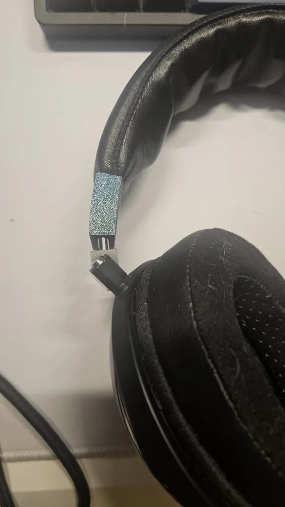 TH900 Left Slide Cover - Free 3D Print Model - MakerWorld