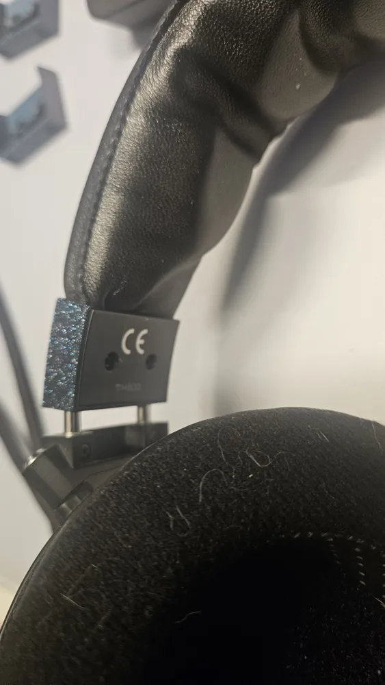 TH900 Left Slide Cover - Free 3D Print Model - MakerWorld