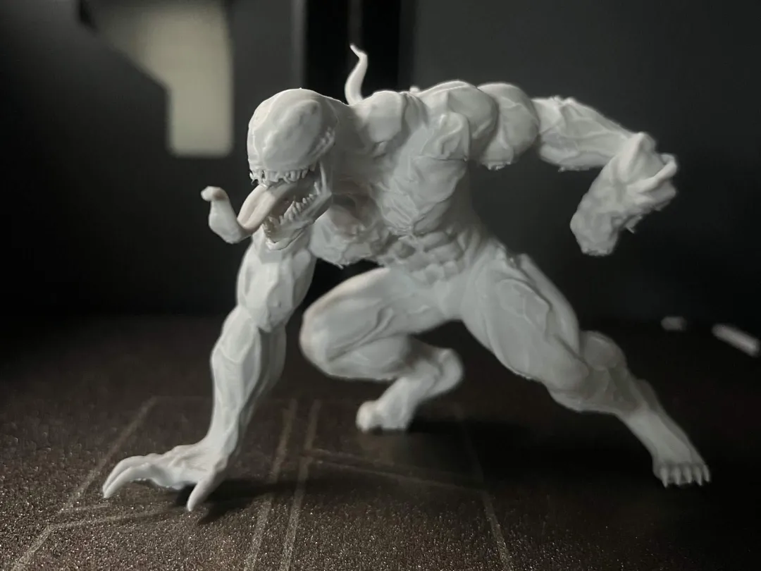 Statue d'action Venom - Modèle d'Impression 3D Gratuit - MakerWorld