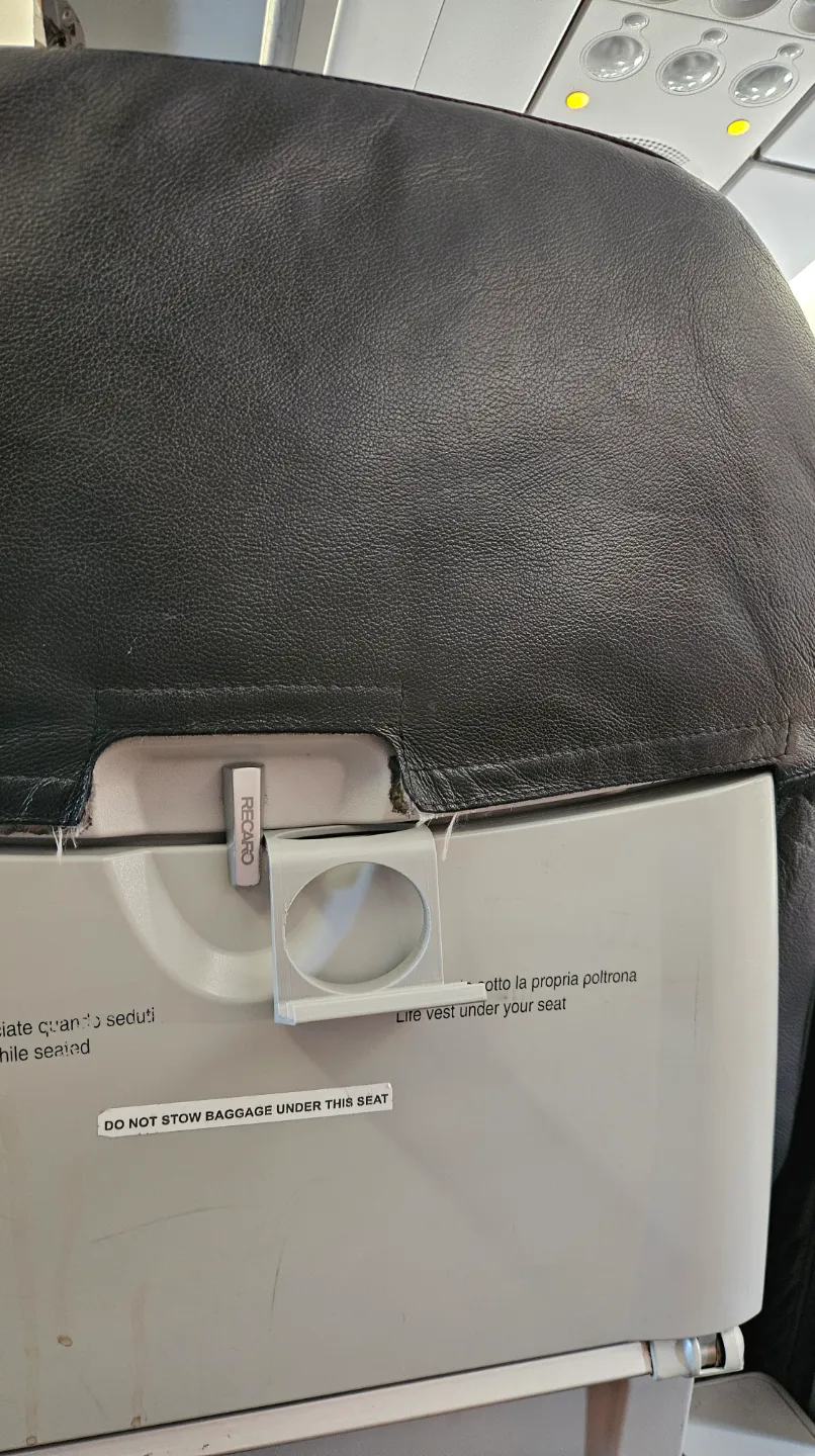 Airplane phone holder Remixed by Marco Lackovic MakerWorld: Download ...