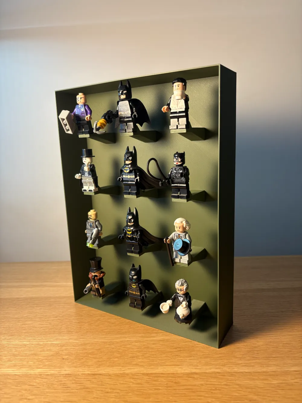 Brick Minifigure Frame by Innsmouth - MakerWorld