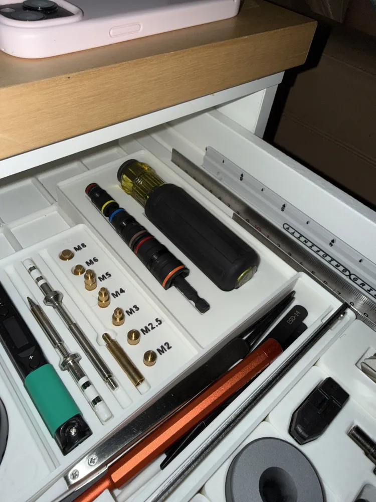 klein tools 7 in 1 nut driver Gridfinity Bin - Free 3D Print Model - MakerWorld