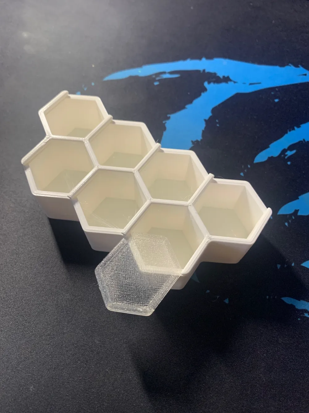 hexagon pill box by prdak27 - MakerWorld