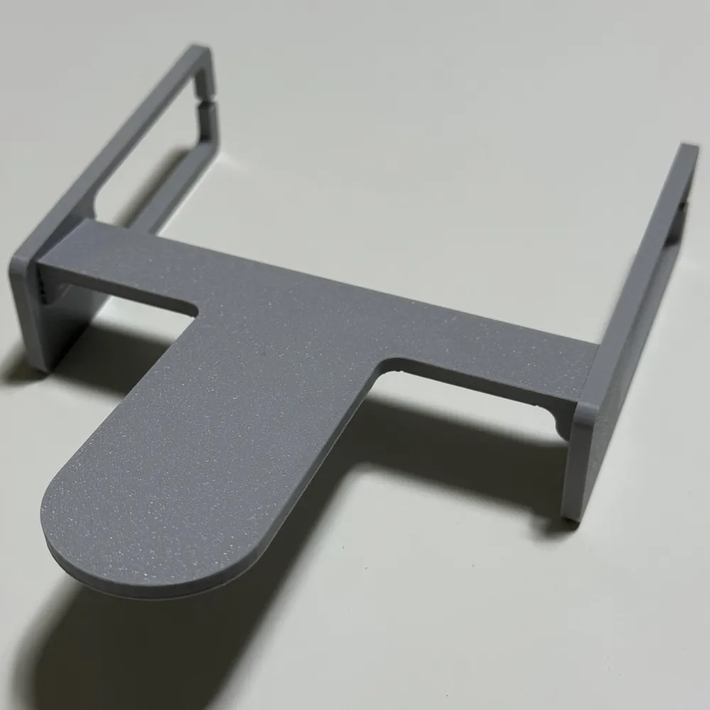 Polestar 4 centre shelf - Free 3D Print Model - MakerWorld