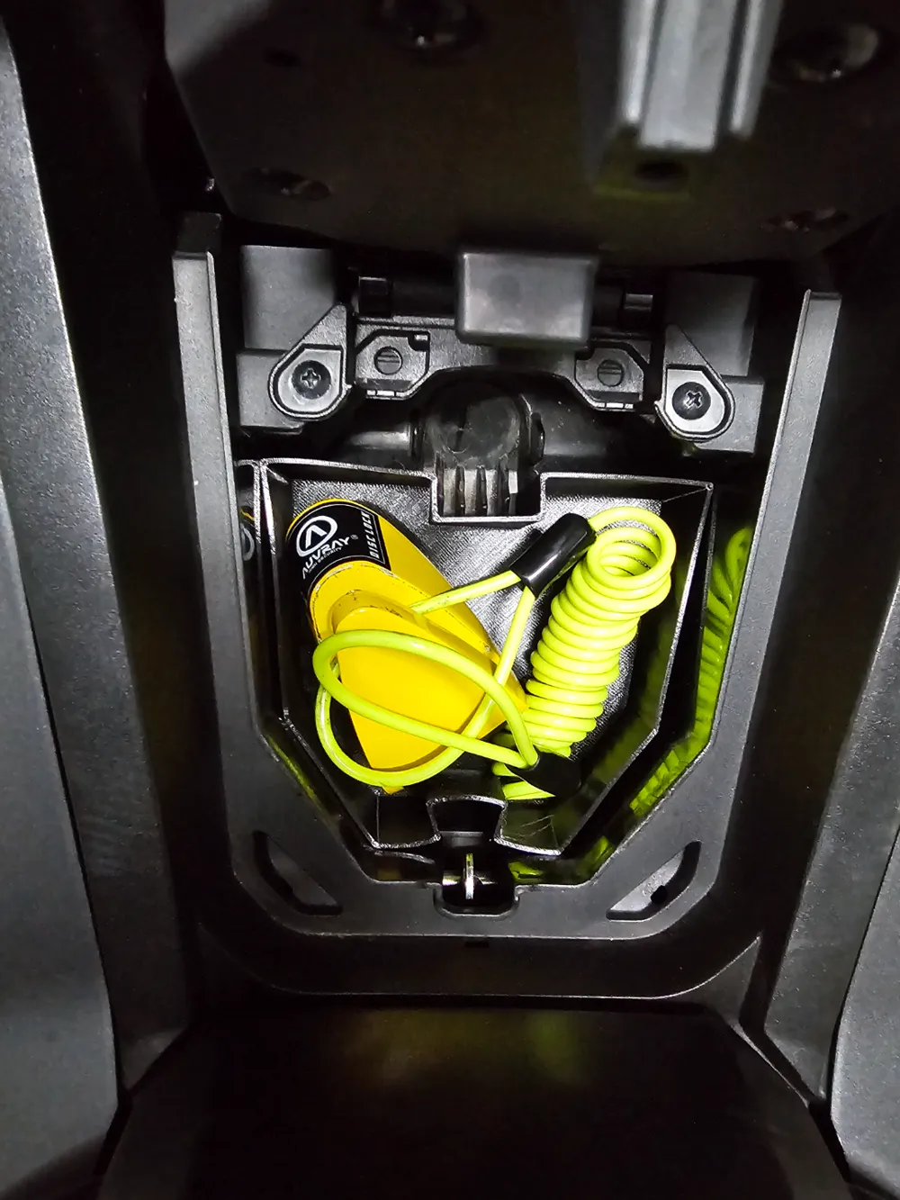 Honda ADV 350 Cup for the fuel cap compartment by adireitinho - MakerWorld