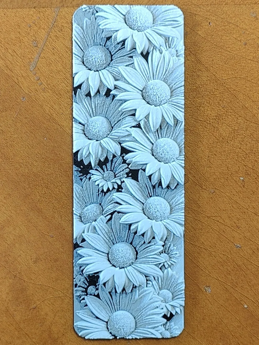 Daisy Flower Bookmark - Hueforge - Free 3D Print Model - MakerWorld