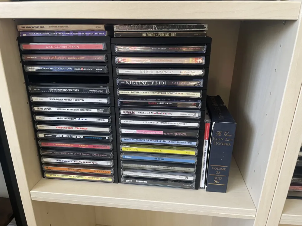 Stackable CD Case Display by decoyOtt - MakerWorld