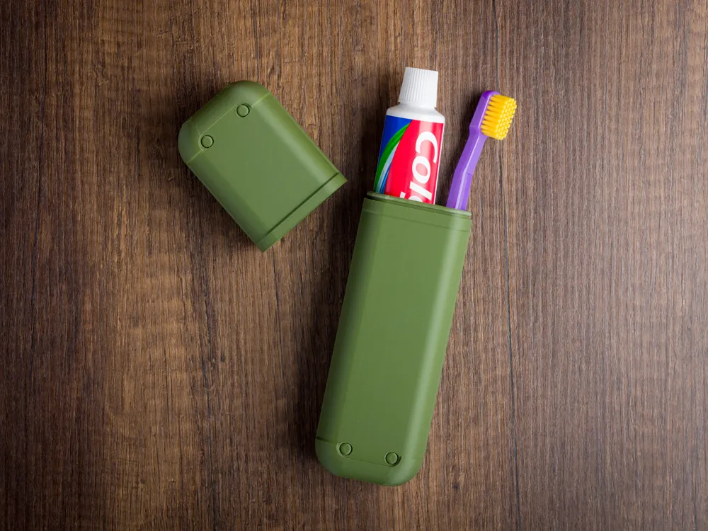 Toothbrush and toothpaste travel case. - Free 3D Print Model - MakerWorld