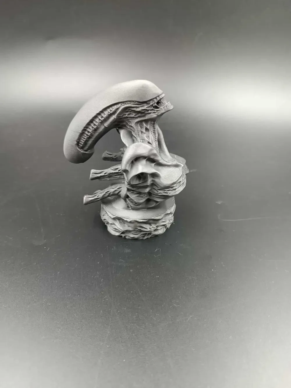 Xenomorph Alien Bust - H.R. Giger - Biomechanical by drakeforge3d ...