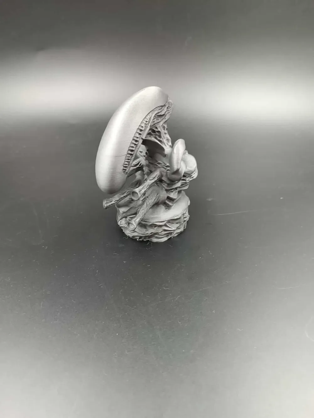 Xenomorph Alien Bust - H.R. Giger - Biomechanical by drakeforge3d ...