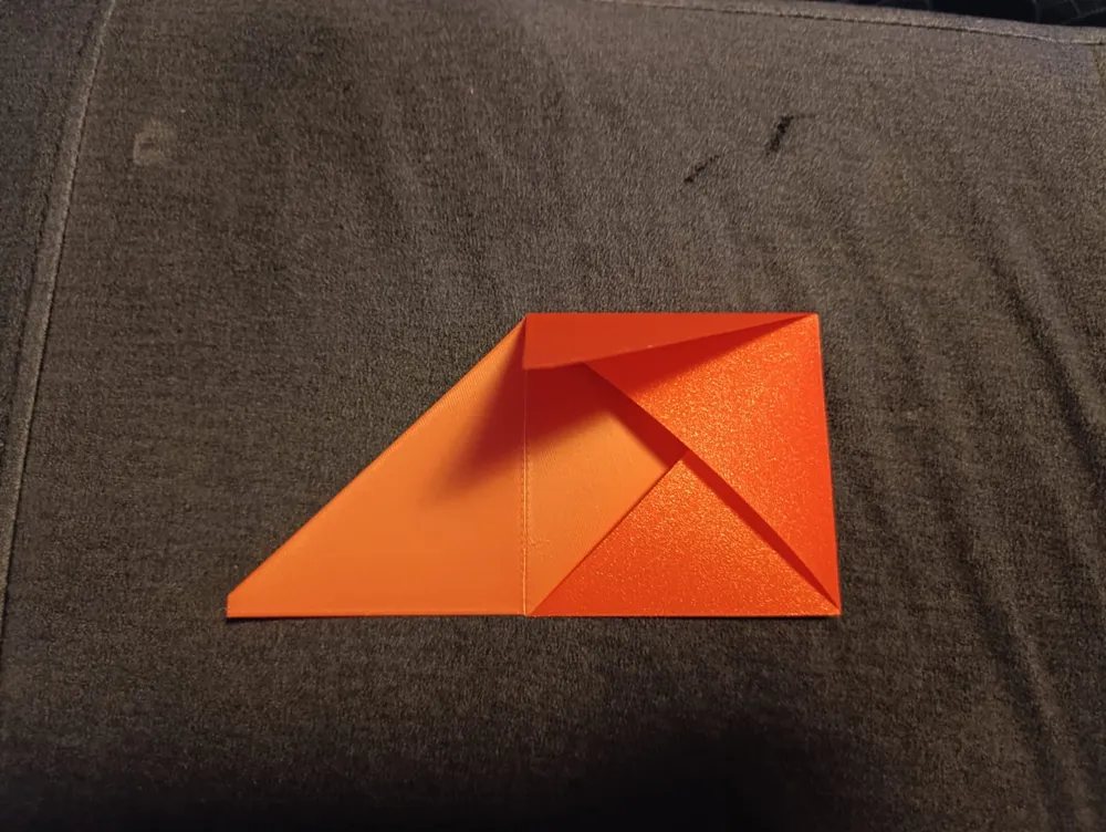 Squid Game Ddakji Decoration (A1 Mini printable) by Veshay MakerWorld ...