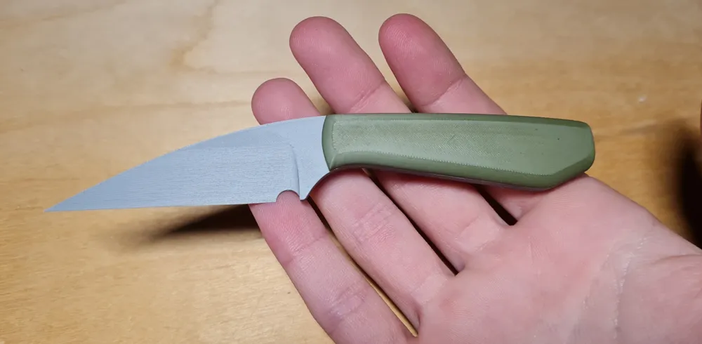 Pocket knife / Prop knife by Memeorable - MakerWorld