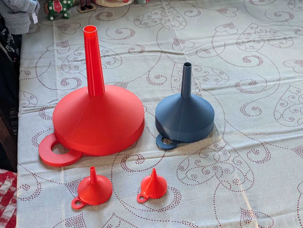 Big Funnel - 16.9mm Outer diameter by O&K 3D Creations - MakerWorld