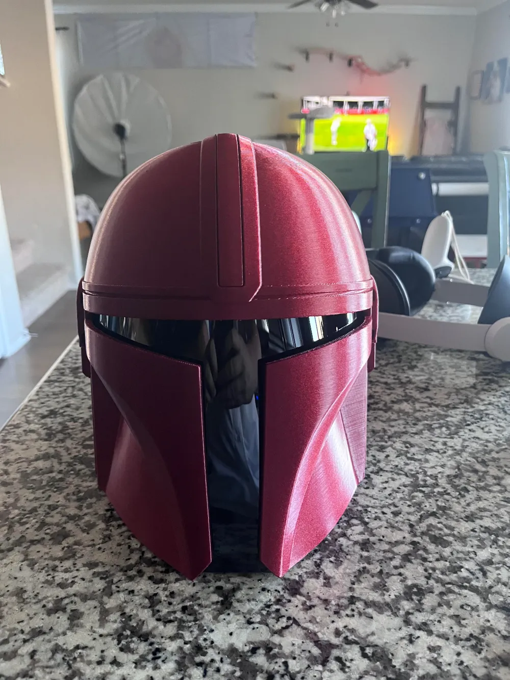 Mandalorian Helmet One Piece by m.cody.sims - MakerWorld