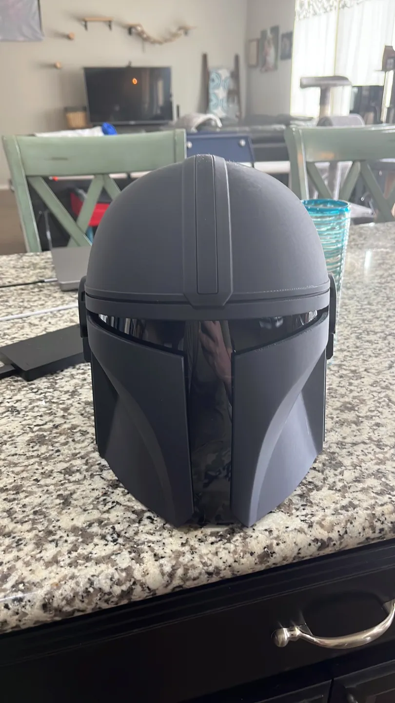 Mandalorian Helmet One Piece by m.cody.sims - MakerWorld