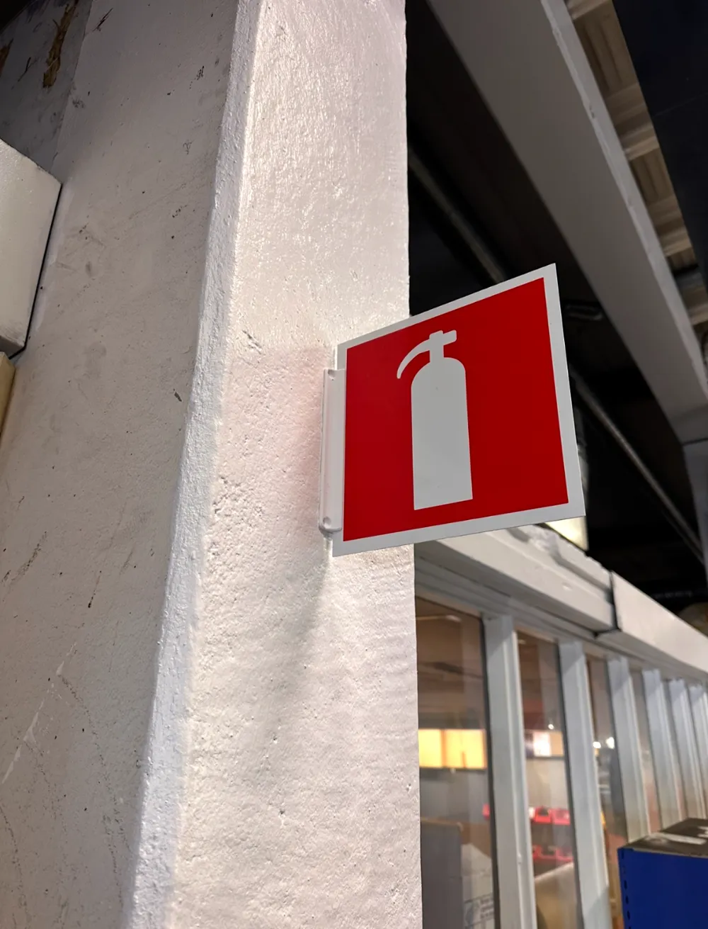 Fire extinguisher sign - Free 3D Print Model - MakerWorld