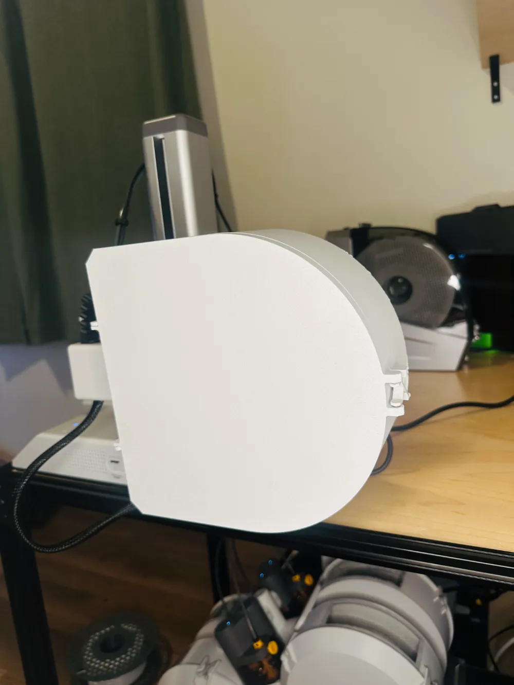 A1/ A1 Mini External Spool Enclosure by V-Maker MakerWorld: Download ...