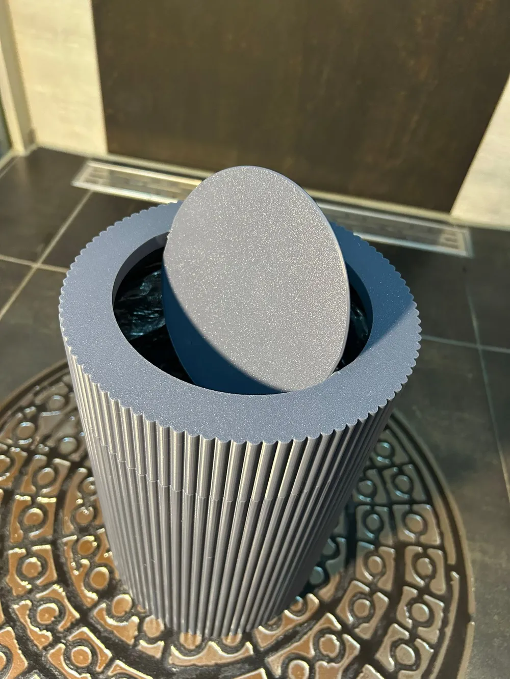 Trash can with integrated trash bag compartment - Free 3D Print Model ...