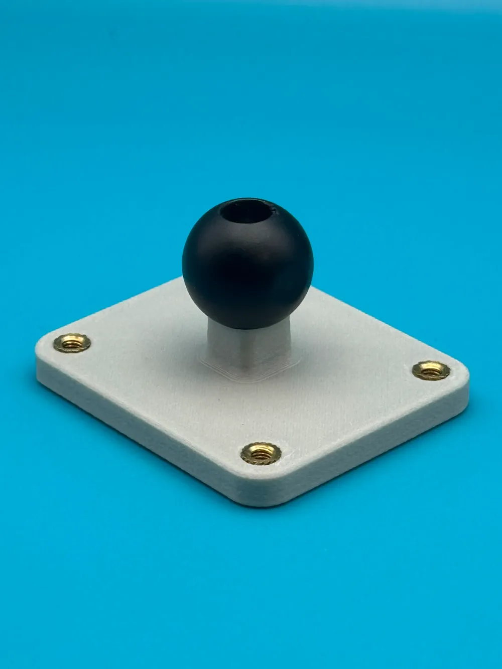 Ugreen MagSafe phone mount to RAM ball adapter by smul - MakerWorld