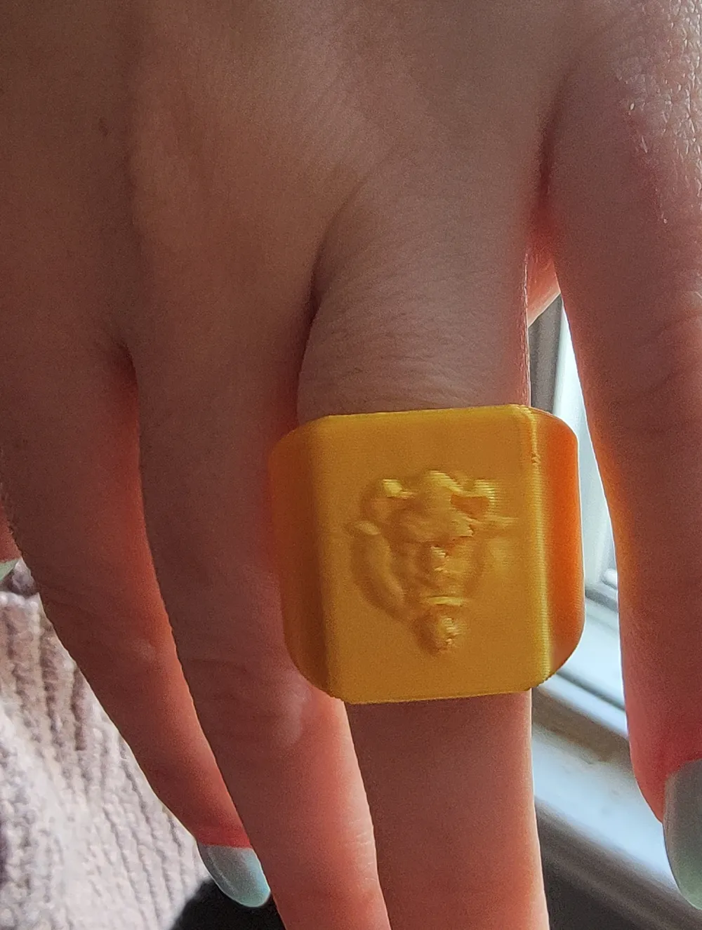 Descendants - Ben's Signet Ring - Free 3D Print Model - MakerWorld