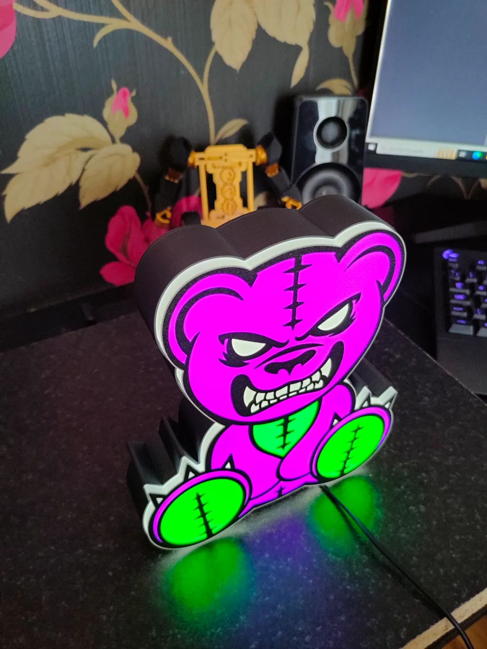 Horror Teddy Light Box - Free 3D Print Model - MakerWorld