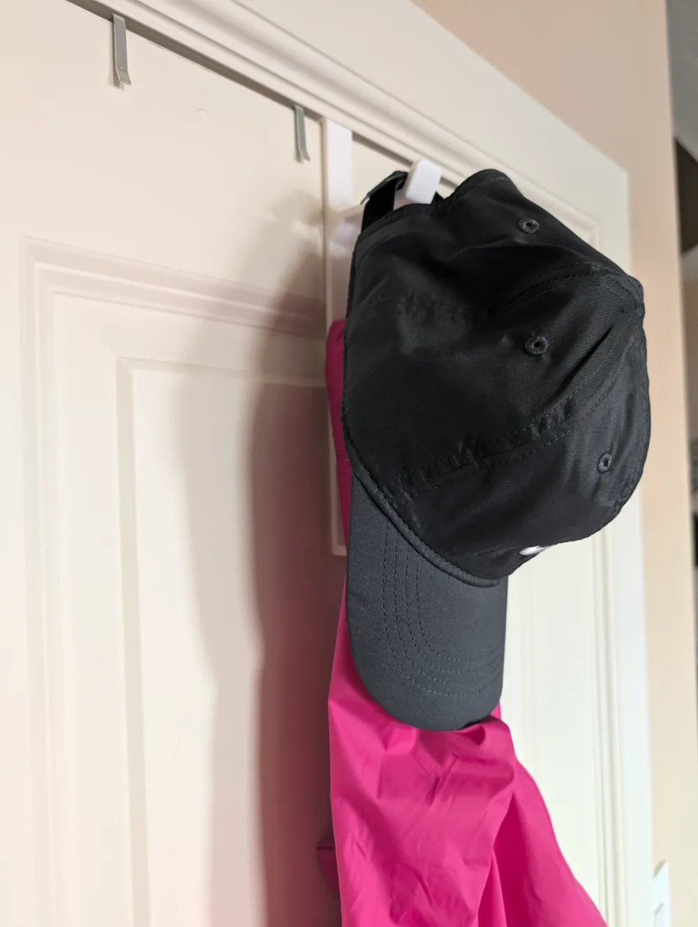 4 Staggered Hooks Over the Door - Coat/Hat Hanger - Free 3D Print Model - MakerWorld