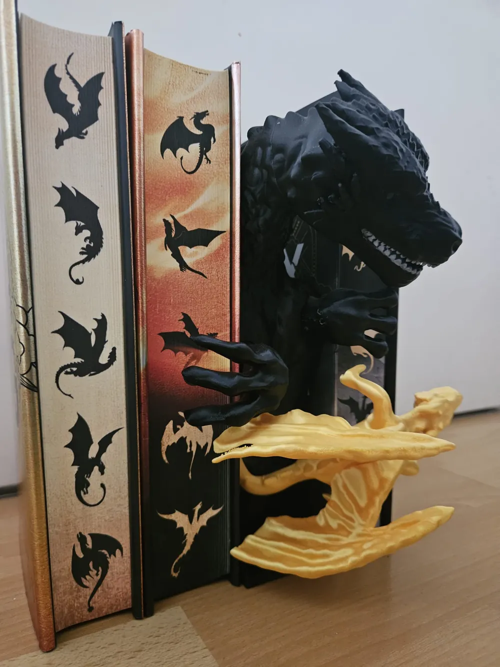 Fourth Wing Booknook - Free 3D Print Model - MakerWorld