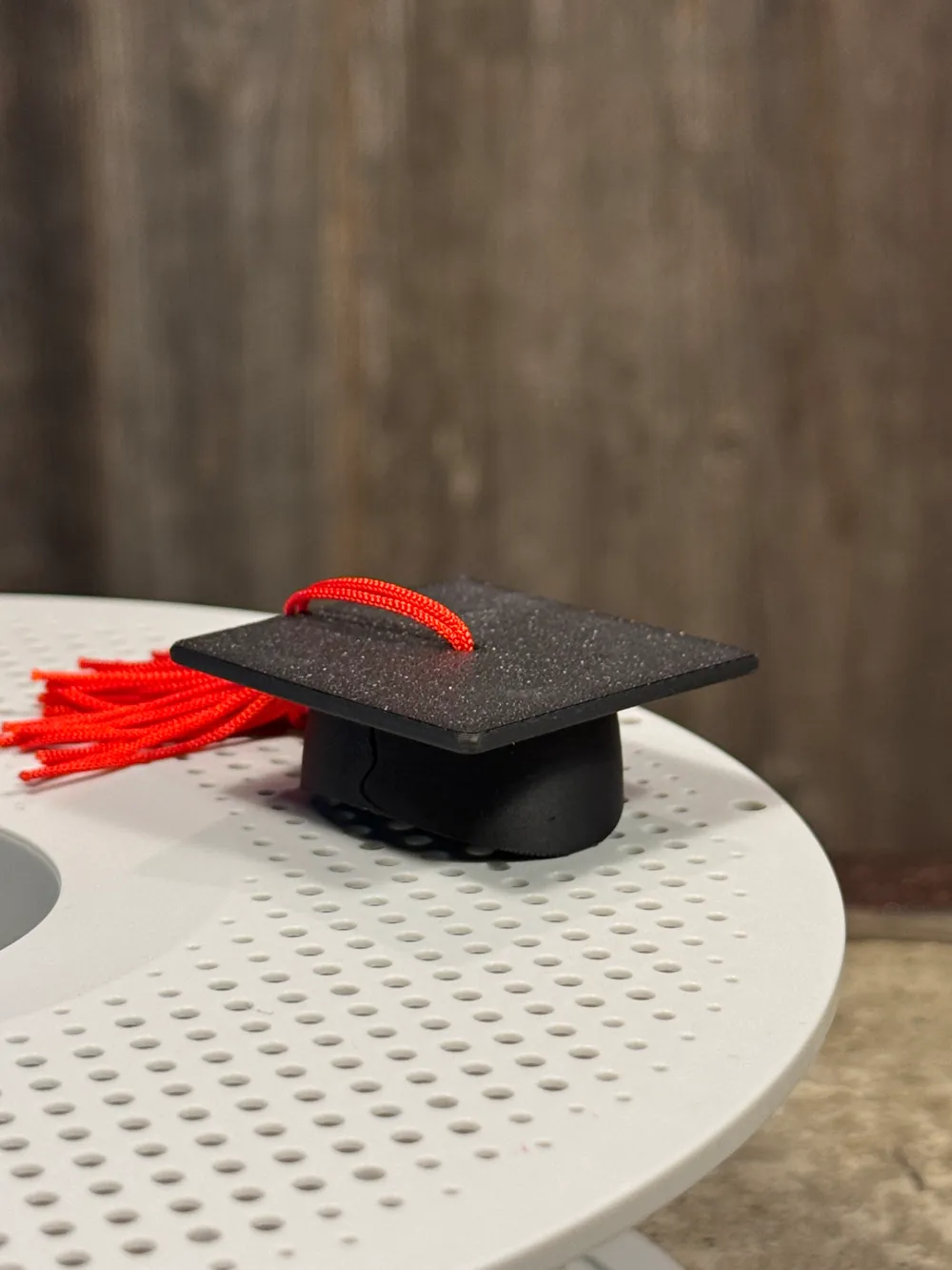 Graduation cap - Free 3D Print Model - MakerWorld