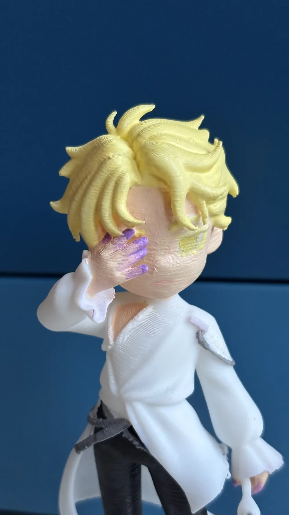 Luka Alien Stage Figure - Free 3D Print Model - MakerWorld
