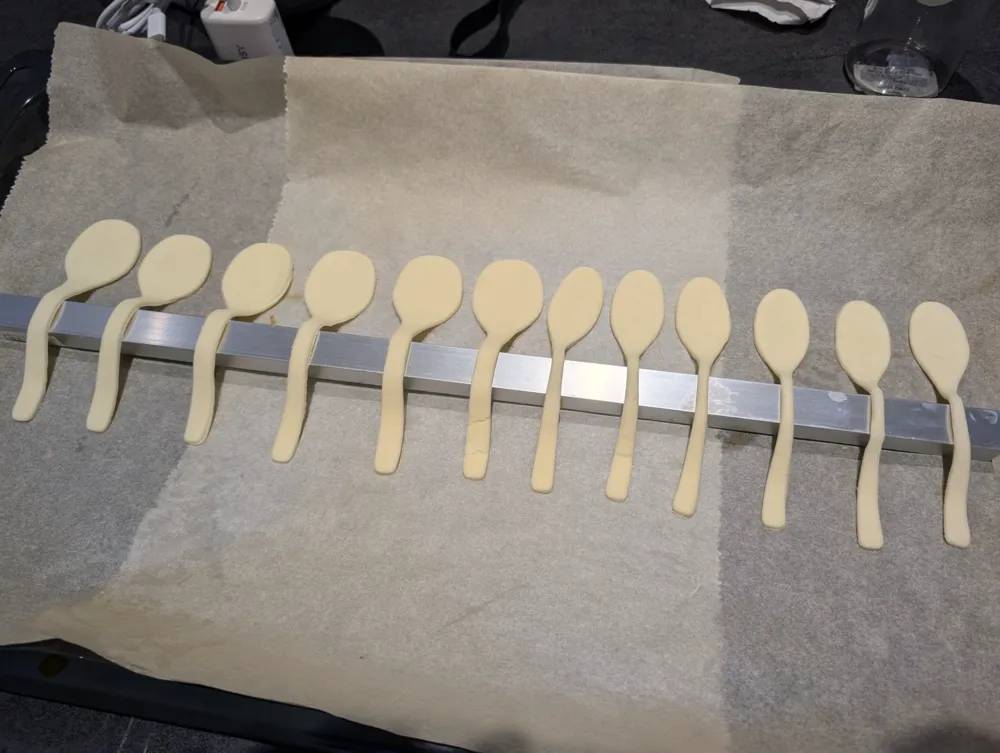 Puff Pastry Spoon Cutter for Edible Spoons by Pimmm89 - MakerWorld