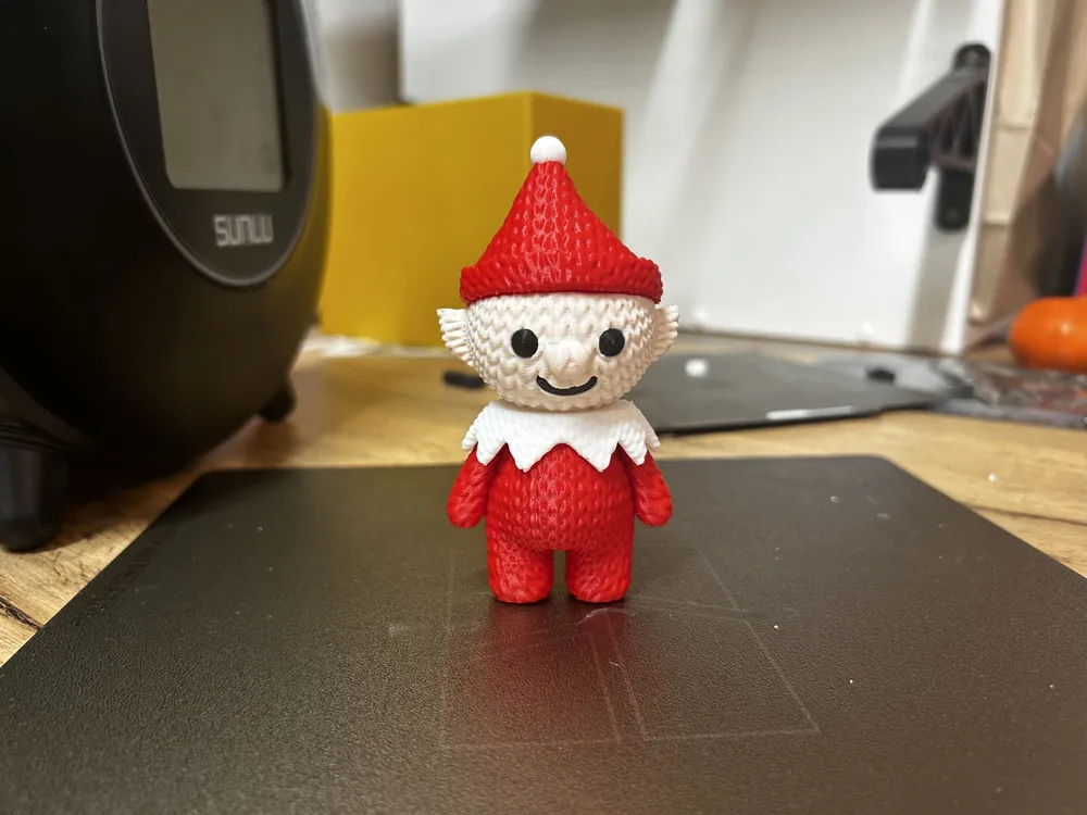 Elfe Vilain Tricoté sur l'Étagère - Modèle d'Impression 3D Gratuit ...