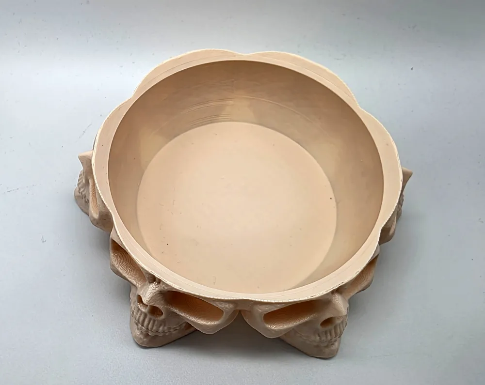 Six Skull Bowl (Bowl of Skulls) - Free 3D Print Model - MakerWorld