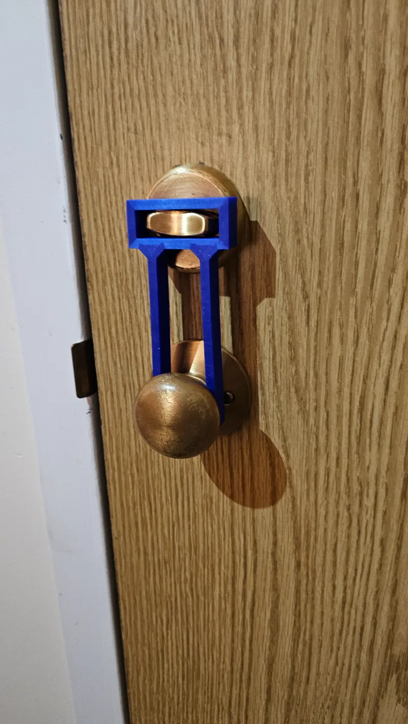 Simple Deadbolt Securing Device by SPEKERDUDE - MakerWorld