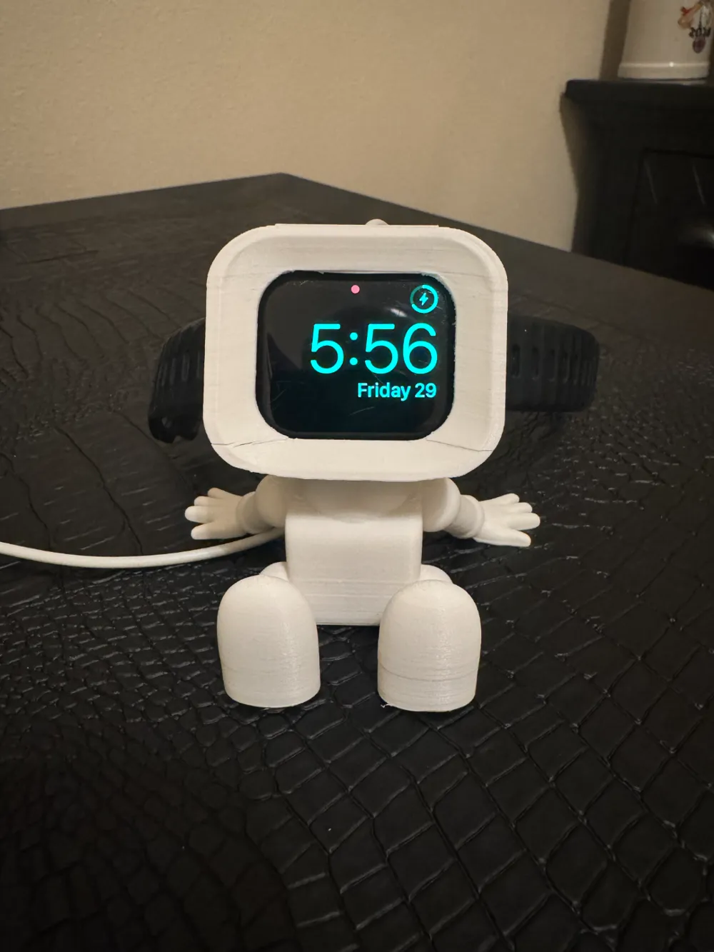 Apple Watch Mini Robot Charger - Free 3D Print Model - MakerWorld