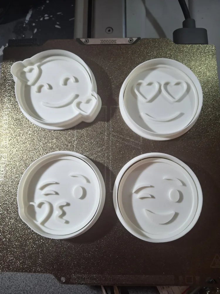 Emoji Love Cookie Cutter Set – 4 Styles - Free 3D Print Model - MakerWorld