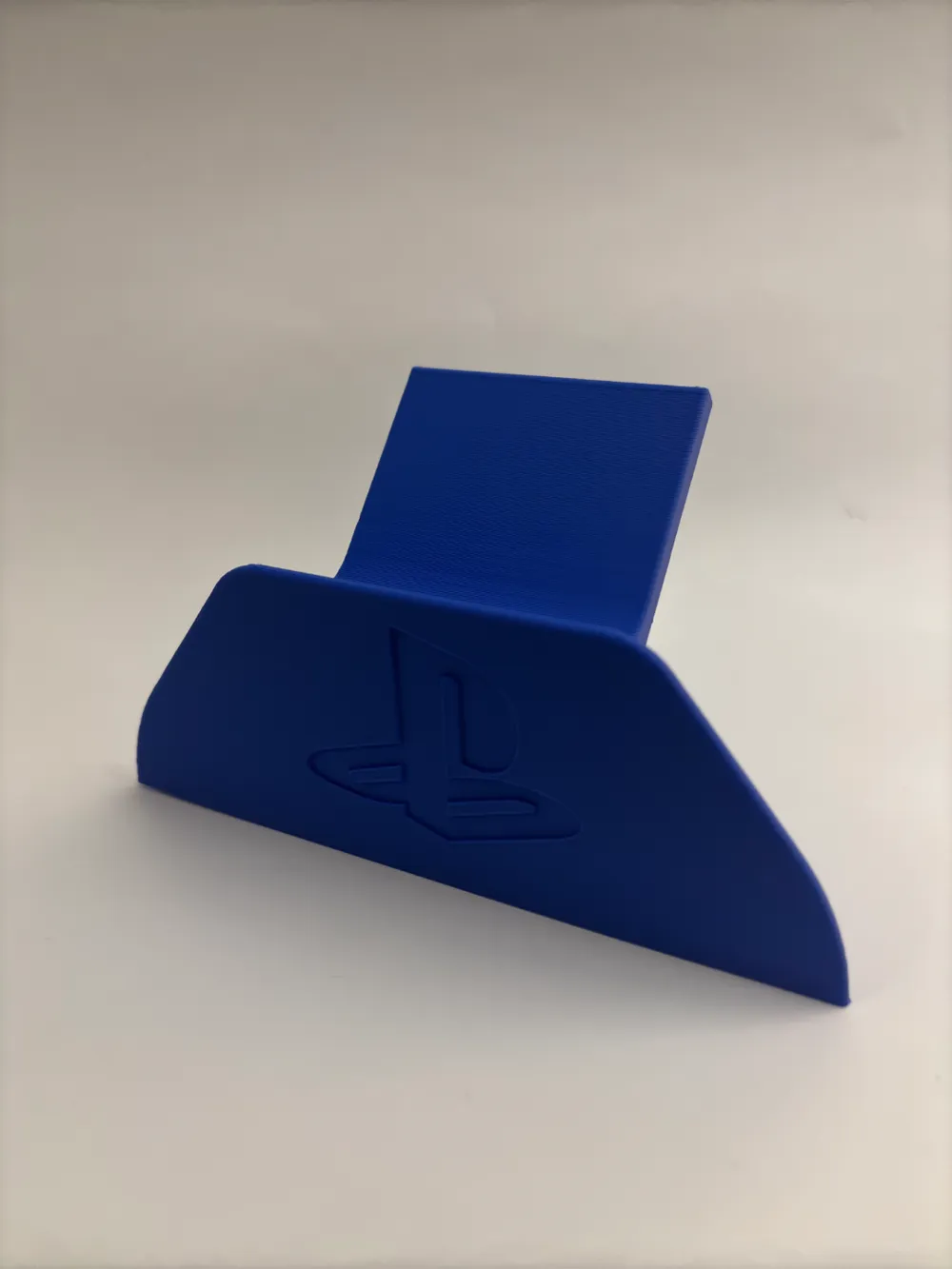 PlayStation 5 Controller stand - with logo - fast by TravisBickle36 ...