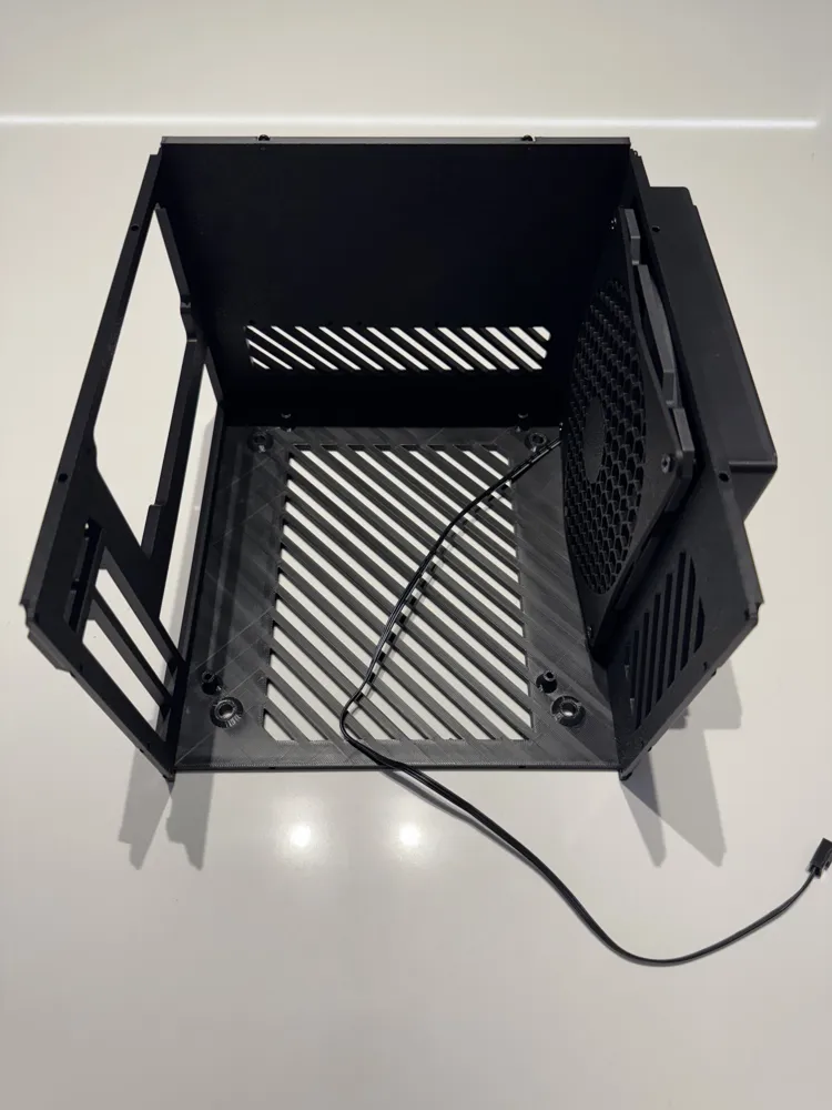 7.5L Mini ITX Case with ATX PSU (No Riser Needed) Remixed by Thud MakerWorld: Download Free 3D ...