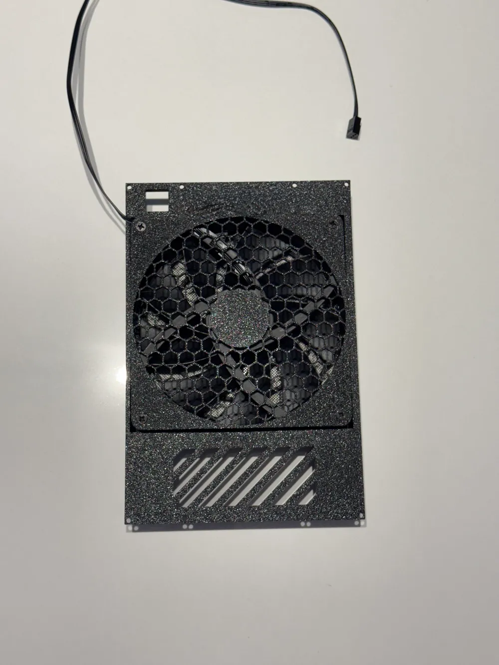 7.5L Mini ITX Case with ATX PSU (No Riser Needed) Remixed by Thud MakerWorld: Download Free 3D ...