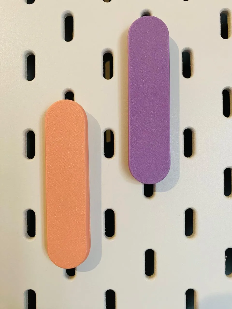 Pegboard clips screw version (SKADIS IKEA) by myUsefulStuff_vaso ...