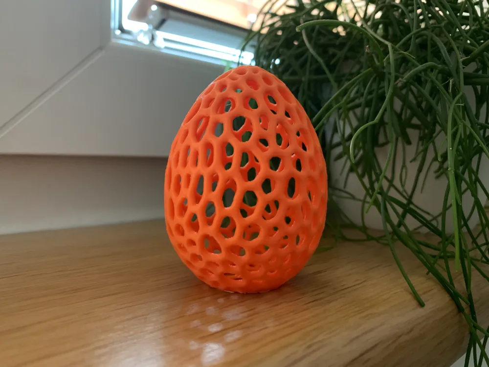 Easter Egg Voronoi by Xeraj - MakerWorld