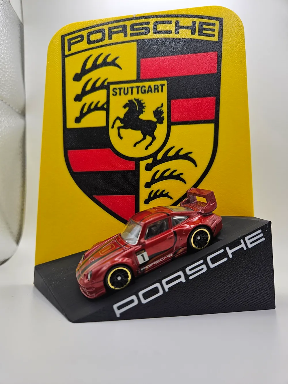 Porsche display stand by FredBoy - MakerWorld