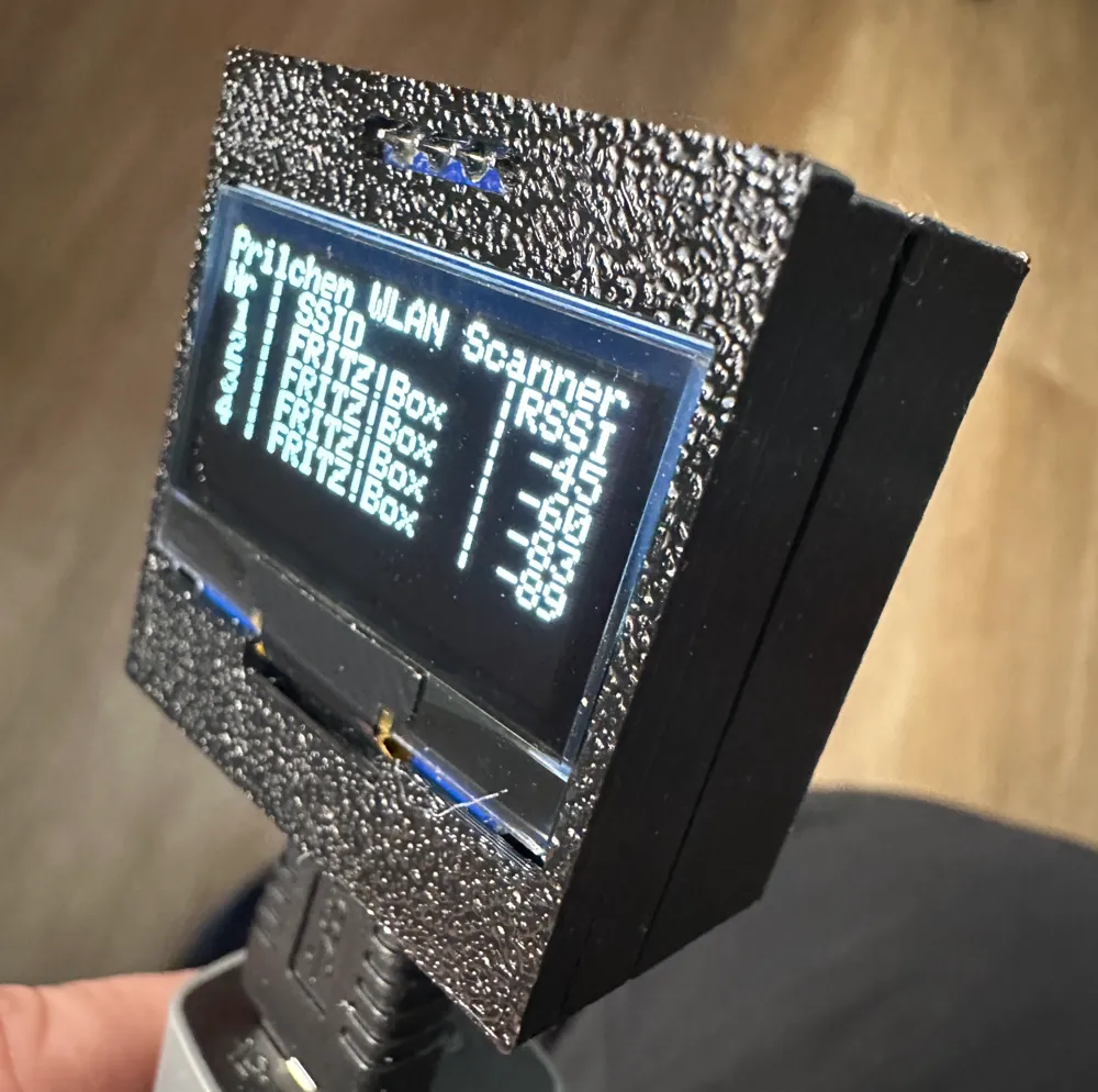 ESP32-S2 Mini & 1.3 Zoll OLED Display Case by Prilchen.de MakerWorld ...