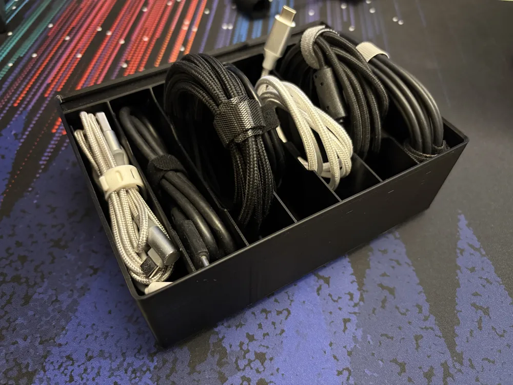 Gridfinity Cable Organisers - Two Sizes by niydarxMakerWorld: Download ...