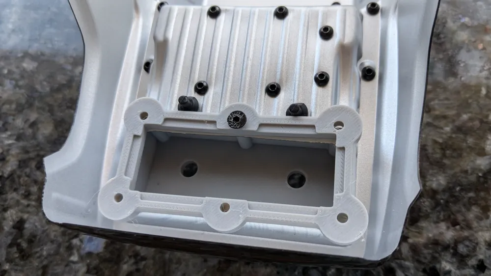 Rlaarlo Rog1 RC luggage box and rear shock tower - Free 3D Print Model ...