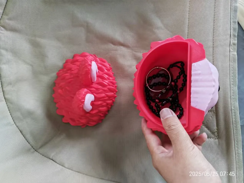 labubu storage box - rotating eyes by 红酱坊-智造 MakerWorld: Download Free ...