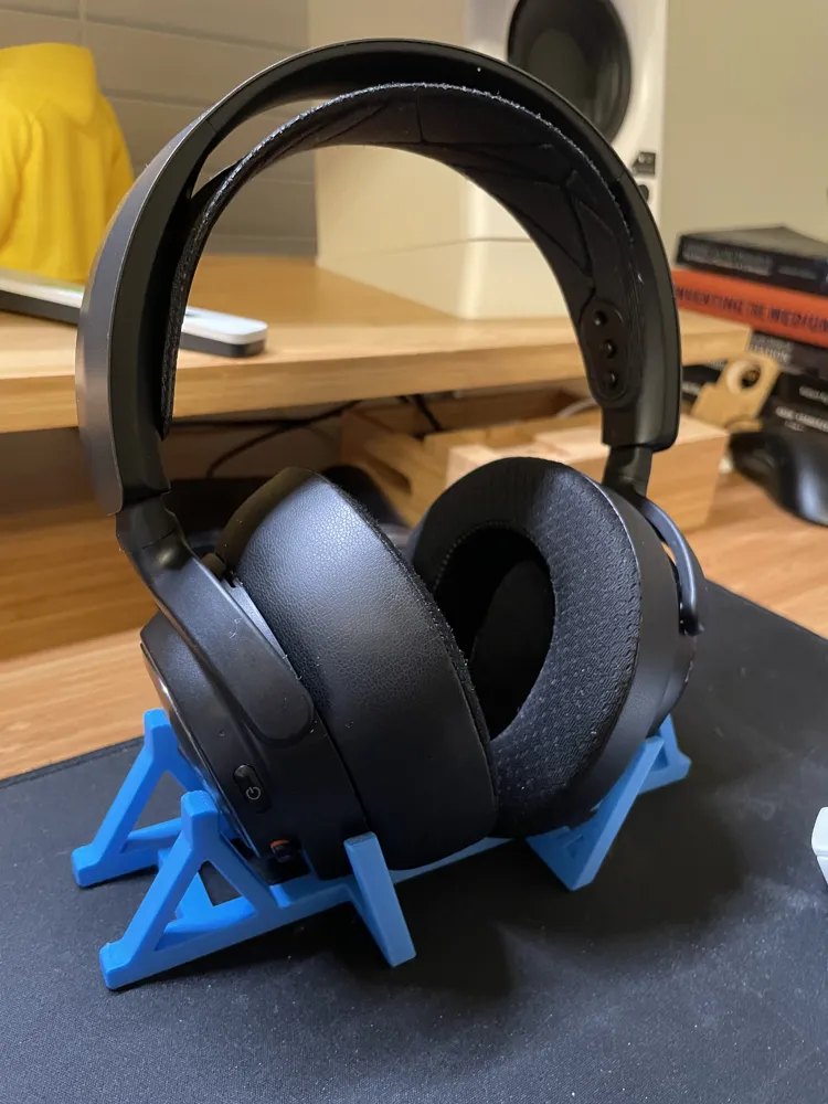 Simple Headphone Stand - Free 3D Print Model - MakerWorld