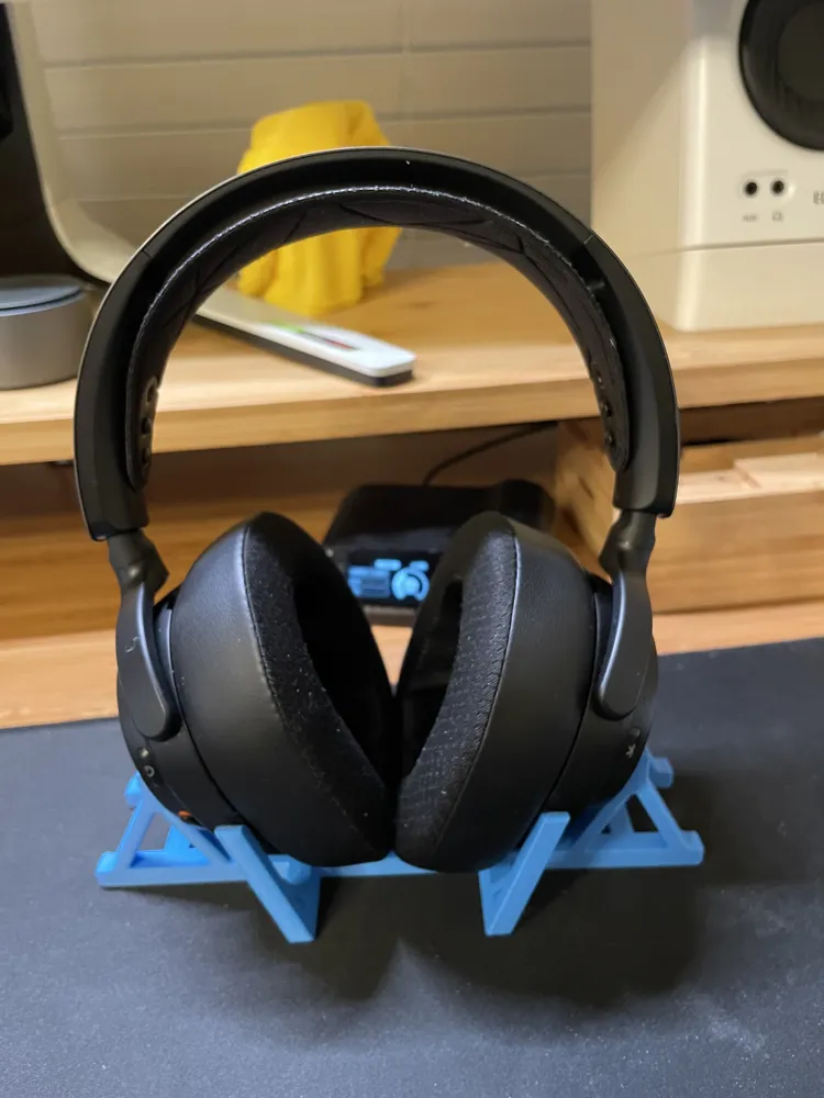 Simple Headphone Stand - Free 3D Print Model - MakerWorld