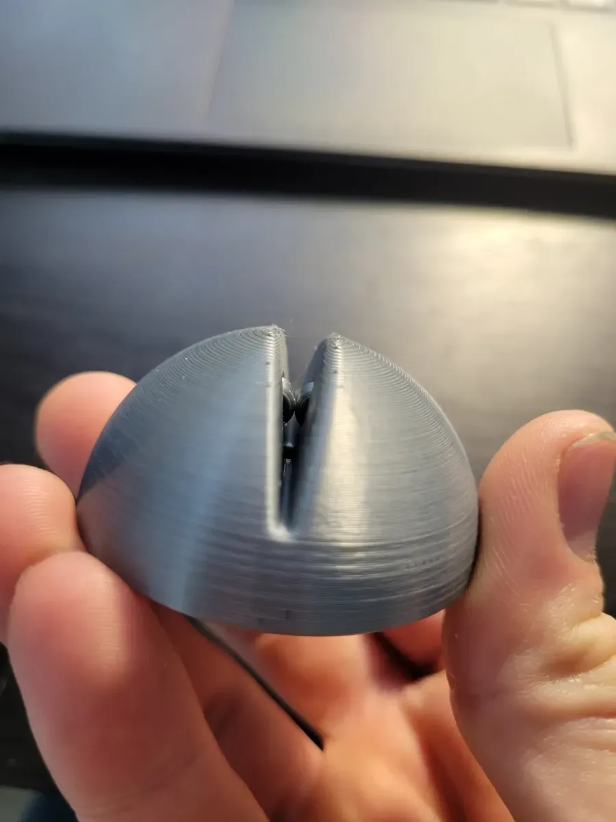 Pinch base photo holder by JB_Design MakerWorld: Download Free 3D Models