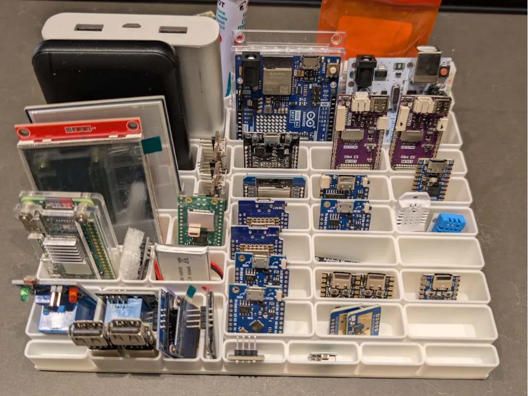 Dev Board Organizer: ESP32/Arduino/RPi + cells+acc - Free 3D Print ...